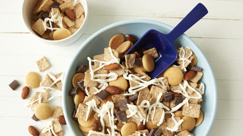 Cinnamon Toast Crunch™ Churro Snack Mix Recipe - BettyCrocker.com