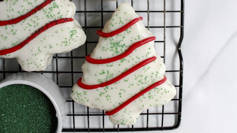 Christmas Tree Snack Cakes Recipe - BettyCrocker.com