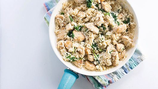 One-Pot Creamy Garlic Chicken and Rice Recipe - Tablespoon.com